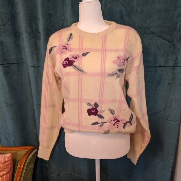 Jantzen | Sweaters | Vintage Jantzen Sweater Size M | Poshmark